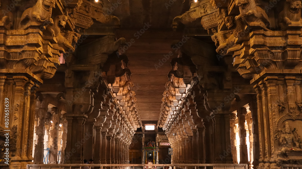 Beautiful View of Pradakshina Hall with Carved Pillars, Sri Rangnatha ...