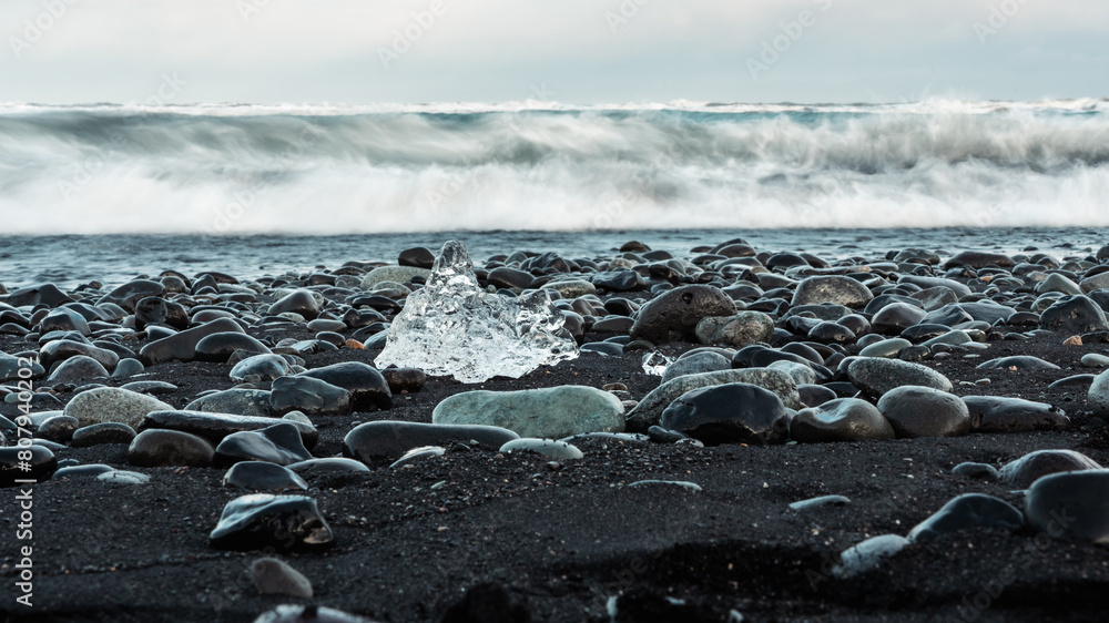 Diamond Beach in Iceland. Black sand beach with iceberg fragments ...