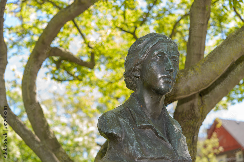 glancing up at a portrait bust of Francis Loring by Florence Wyle (1914 ...