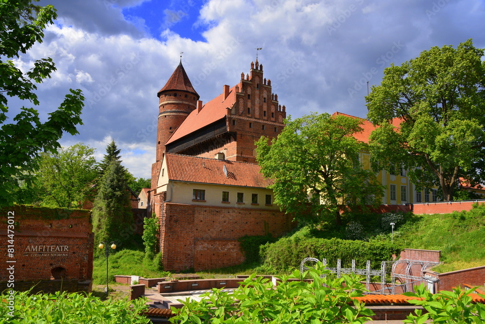 Muzeum Warmii i Mazur, gotycki zamek kapituły warmińskiej w Olsztynie z ...