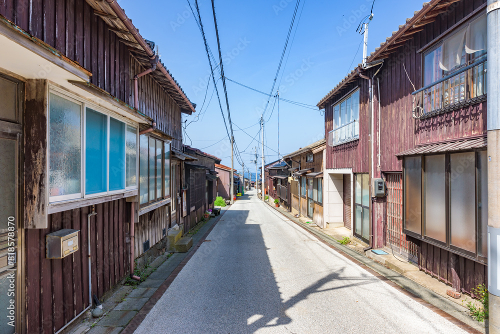 Street view of the Kyomachi dori avenue in the Mine and Mining town of ...