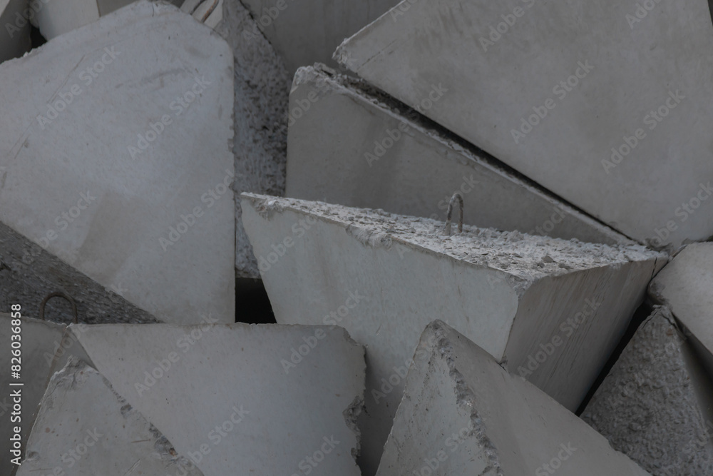 Concrete pyramids. Dragon teeth. Protection and trap for tanks ...