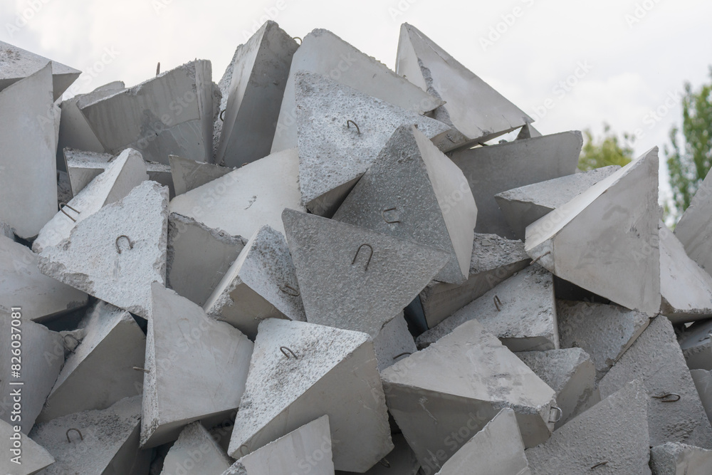 Concrete pyramids. Dragon teeth. Protection and trap for tanks ...