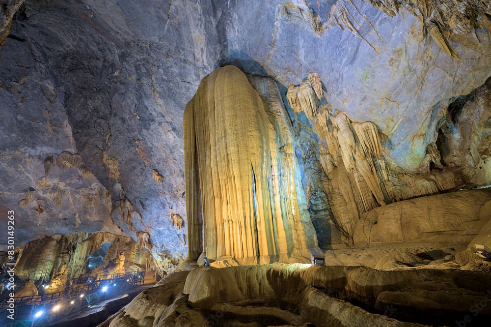 Paradise Cave (Thien Duong Cave) - The Longest Dry Cave in Asia, Phong ...