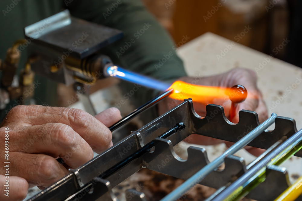 Murano Glassblowing Artisan in Venice, Traditional Handmade ...
