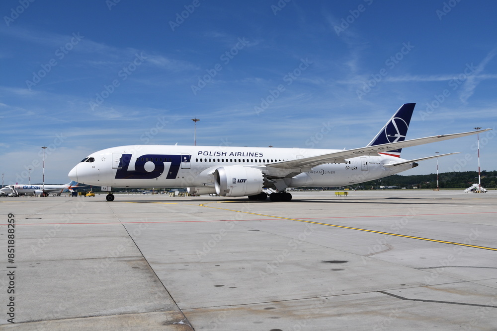 Samolot Boeing 787-8 Dreamliner SP-LRA, PLL, LOT, Polskie Linie Lotnicze, lotnisko Kraków Balice ...