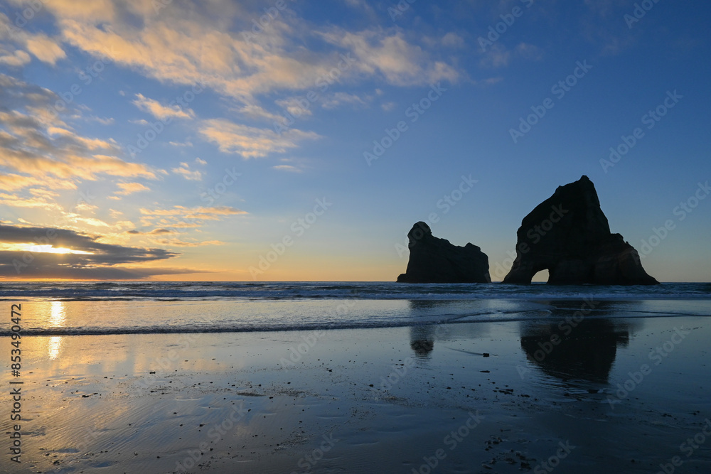 Wharariki Beach(Windows 10 Wallpaper) Stock Photo | Adobe Stock