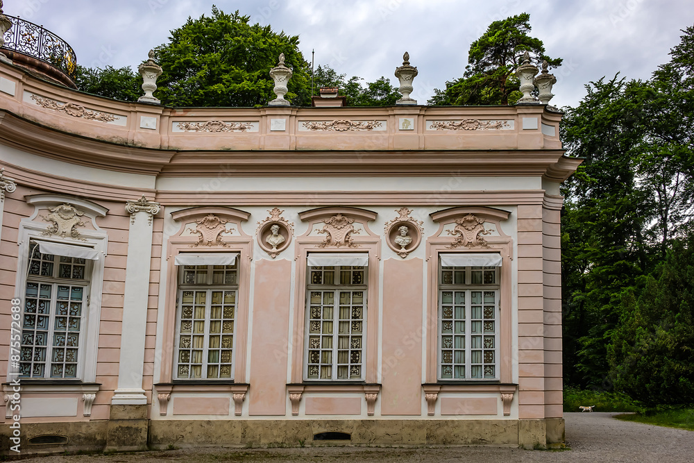 Rococo style Amalienburg - hunting lodge on the grounds of the ...