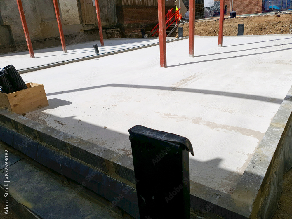 Concrete slab and foundation with blockwork wall, thermal bridging ...