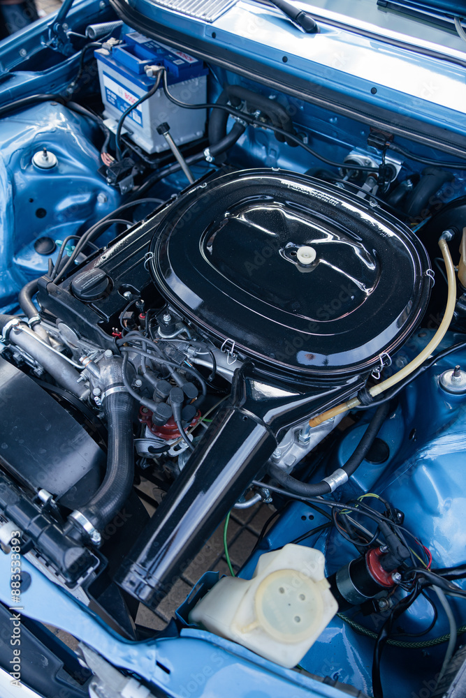 Benzin (petrol), injector 2.3l engine (motor) of Mercedes-Benz 230CE ...