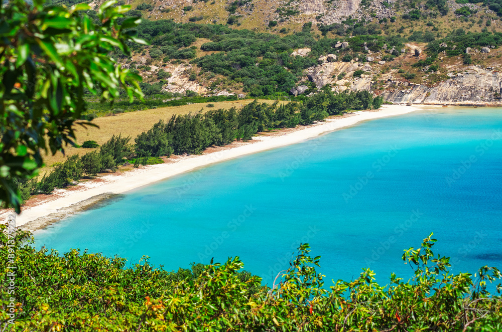 Picturesque aerial view on tropical sandy Watsons Beach with turquoise ...