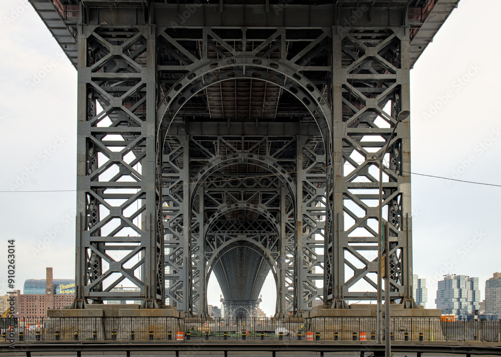 williamsburg bridge detail from the manhattan side looking towards brooklyn (suspension bridge ...