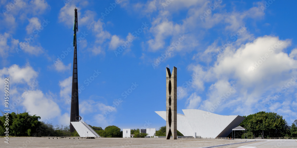Pombal monument and National Pantheon of Liberty, designed by Oscar ...