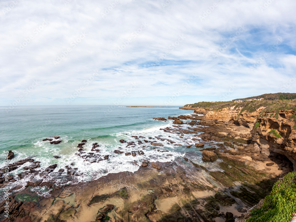 Stunning ocean views and sea cliffs at Caves Beach Lookout, a hidden ...
