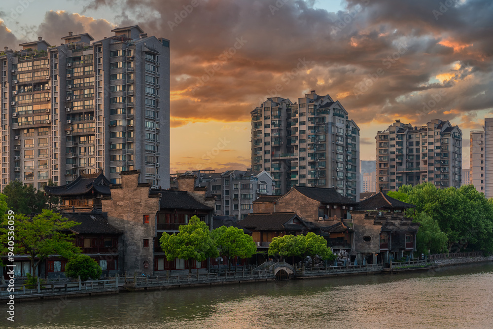 Morning view of the embankment of the Grand Canal in the Chinese city ...
