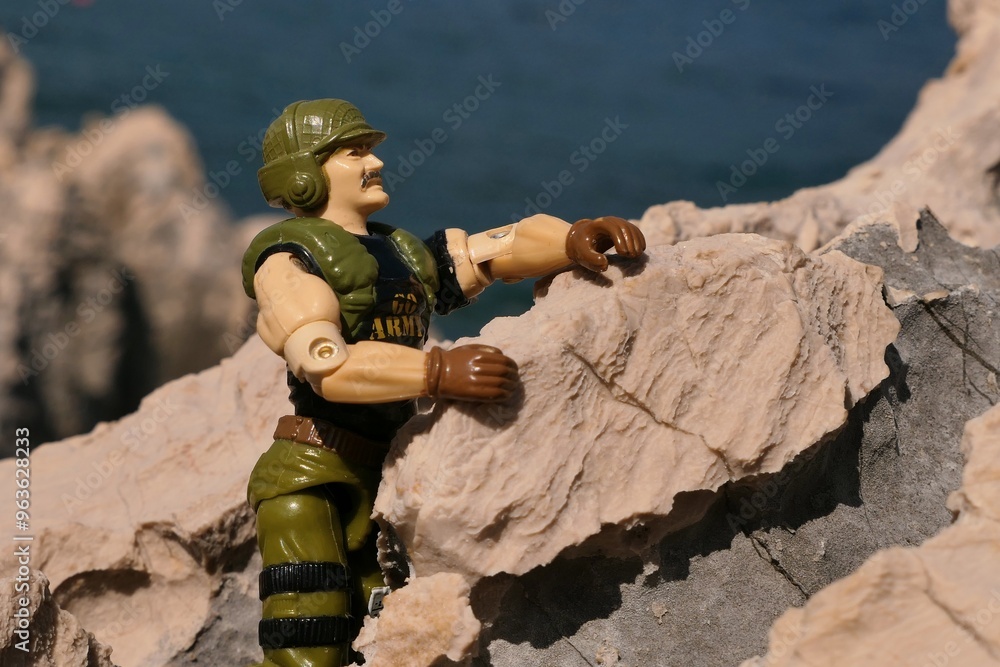 Figure of GI JOE air defense trooper Backblast, version by Hasbro from ...