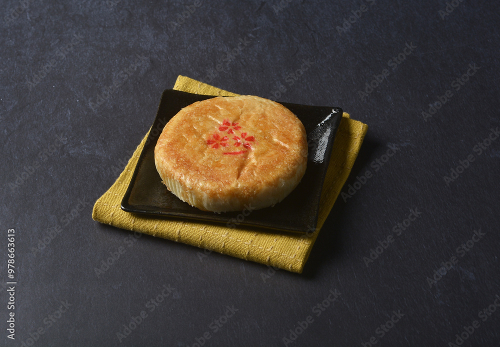 traditional baked teo chew chinese golden yellow mooncake lotus paste ...