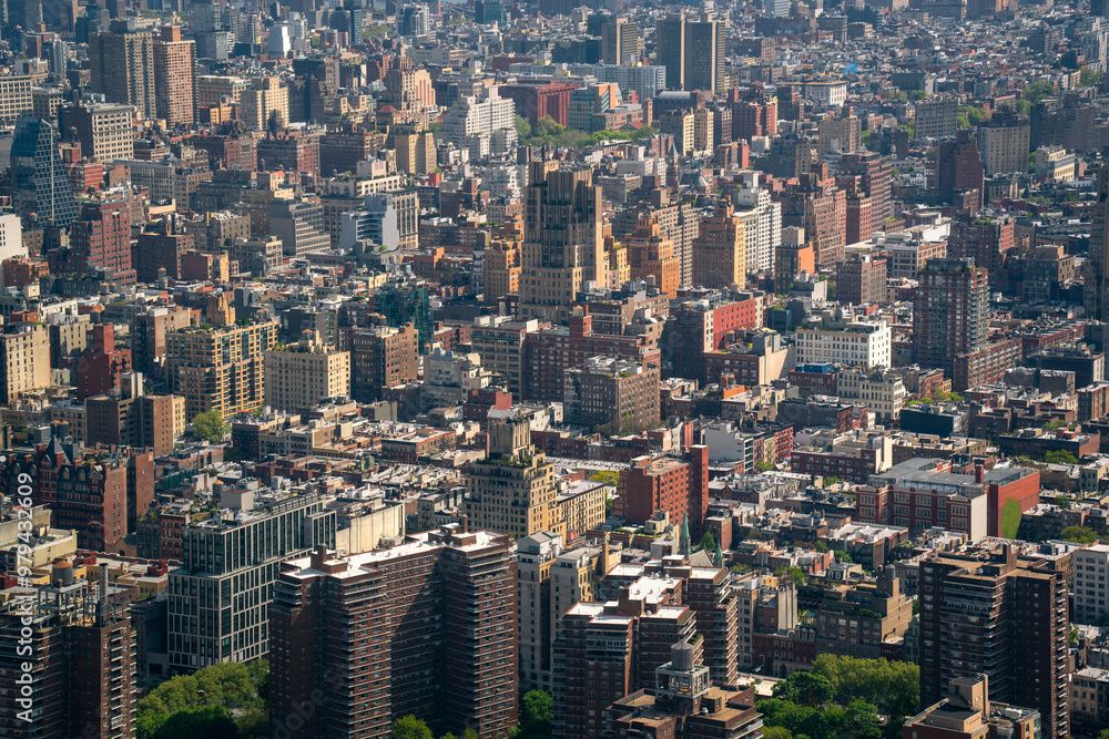 Photos of New York City's skyline and dense buildings. Beautiful ...