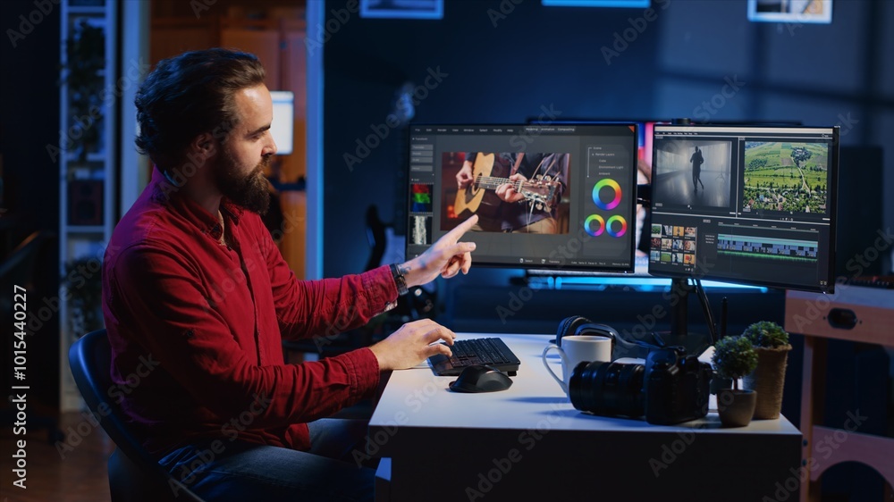 Videographer teaching internet viewers to create motion graphics ...