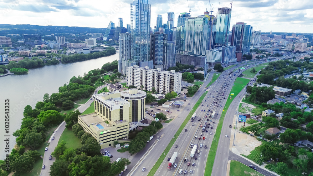 Interstate I-35 Monarch Highway peak hour busy traffic North of ...