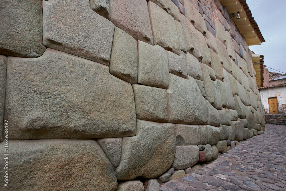 Inca stone walls in Cusco, Peru, a remarkable example of Inca ...