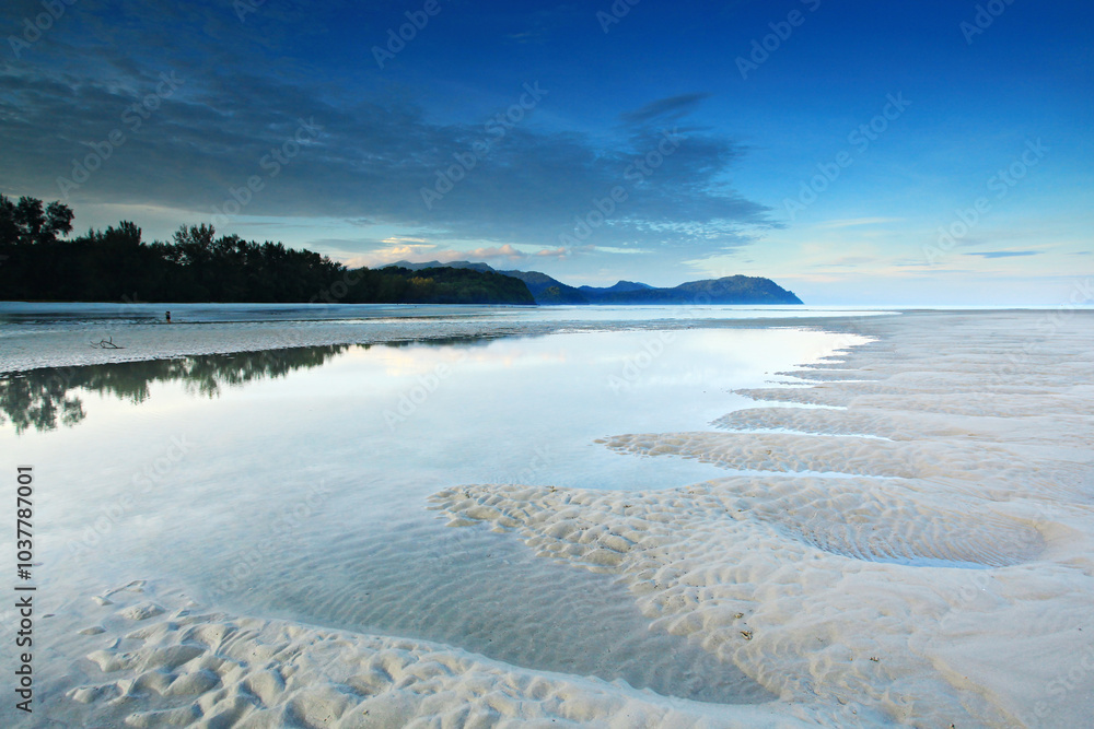 The scenery of Son Bay (Ao Son) is the only bay on the west side of ...