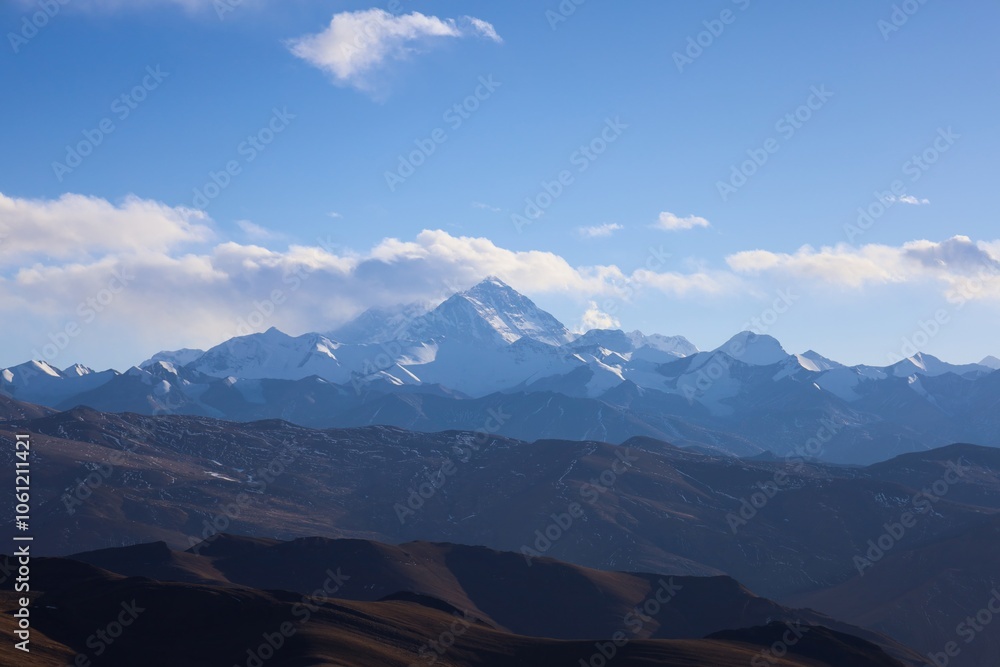 Majestic view of Mount Everest, Lhotse, and Makalu peaks from Pang La ...