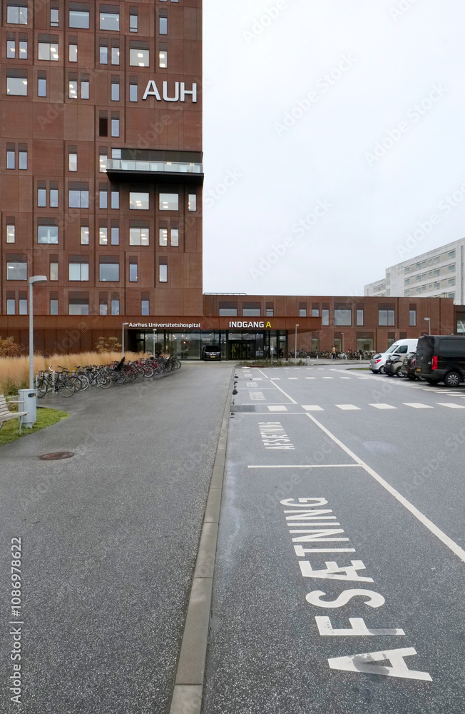 ภาพถ่าย Stock Aarhus, Denmark 11 08 2024 Aarhus University Hospital ...