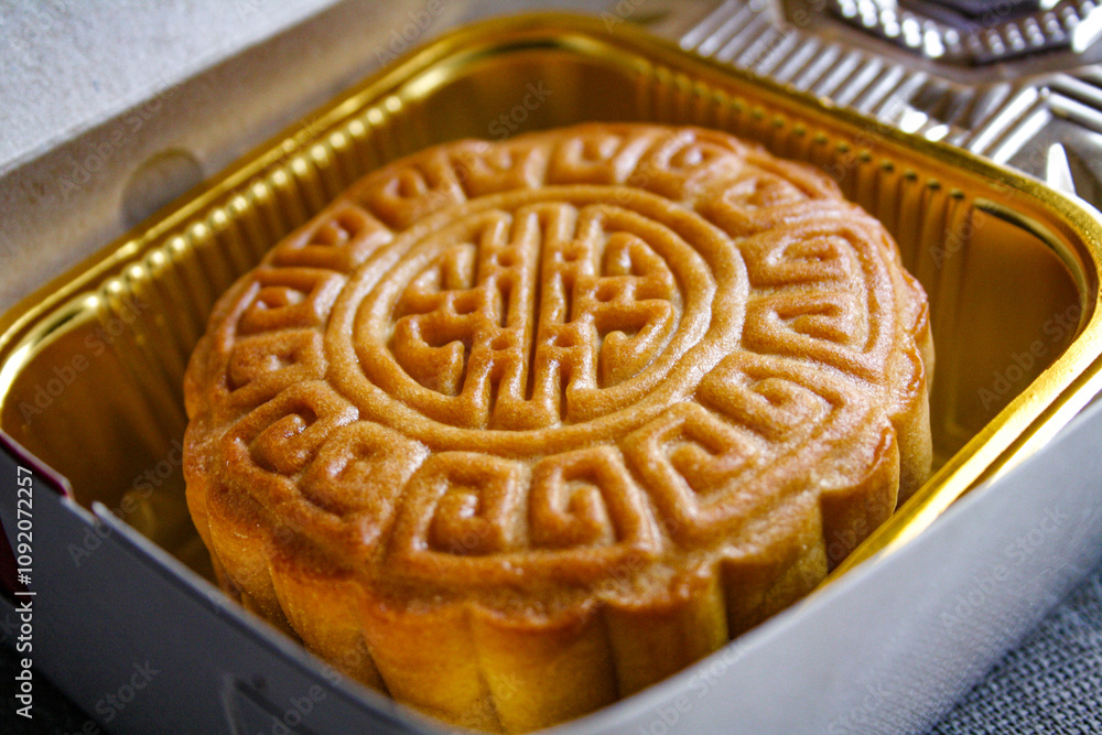 Chinese mooncake for Mid-Autumn Festival. Chinese mooncake come in many ...
