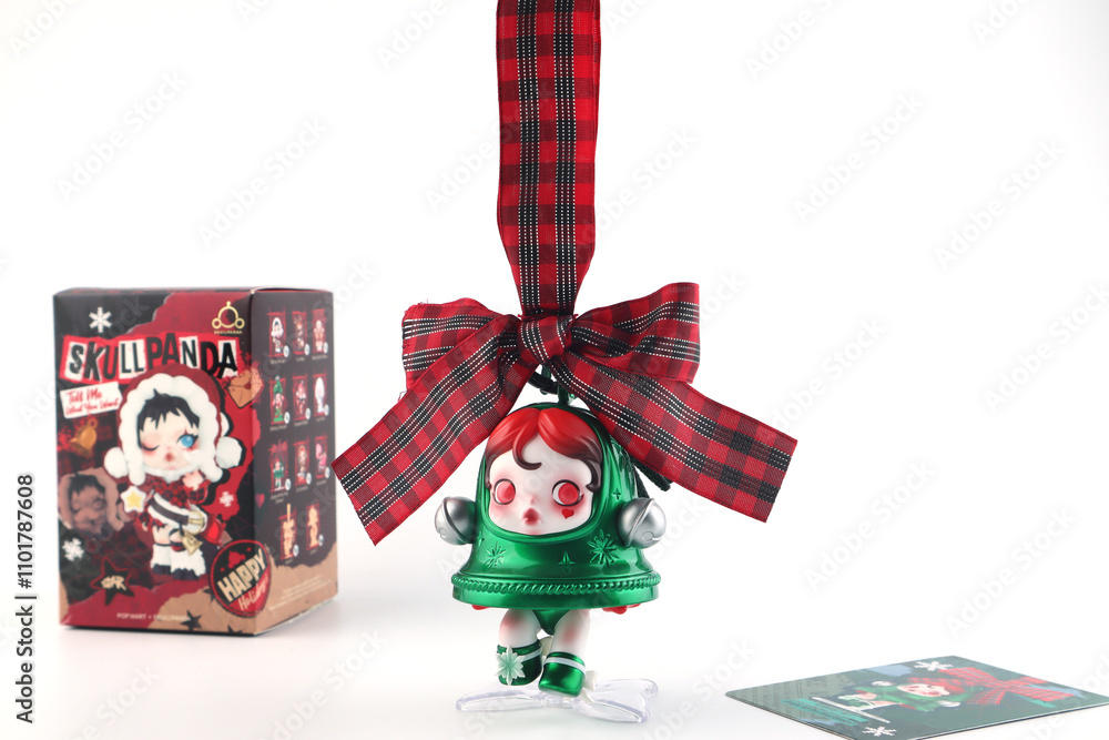 cute art toys skullpanda Christmas collection from Pop Mart blind box ...