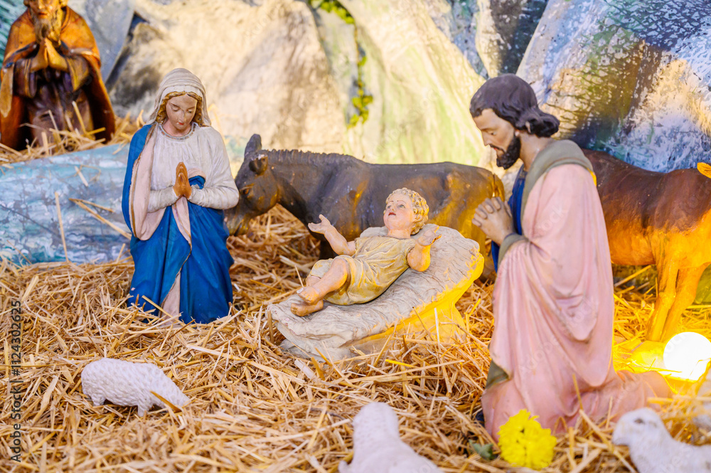 Nativity Scenes of Baby Jesus, Mary, and Joseph: Beautiful Christmas ...