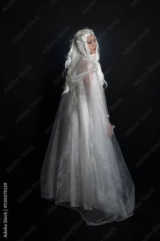 Stock-Foto „full length portrait of beautiful blonde female model ...