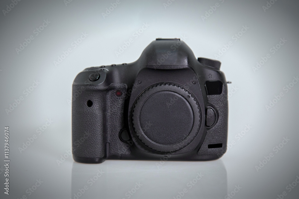 REFLEX CON TAPPO FRONTALE Stock Photo | Adobe Stock