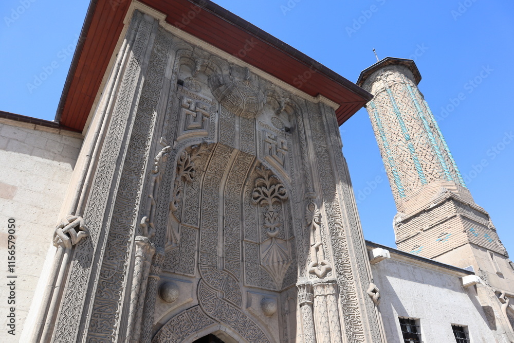 Gate and minaret of Ince Minareli Medrese (literally Slender Minaret ...