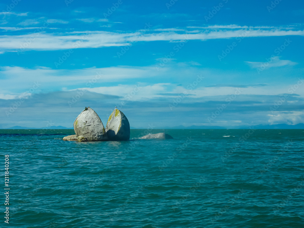 Marvel at Split Apple Rock, unique geological formation in Abel Tasman ...