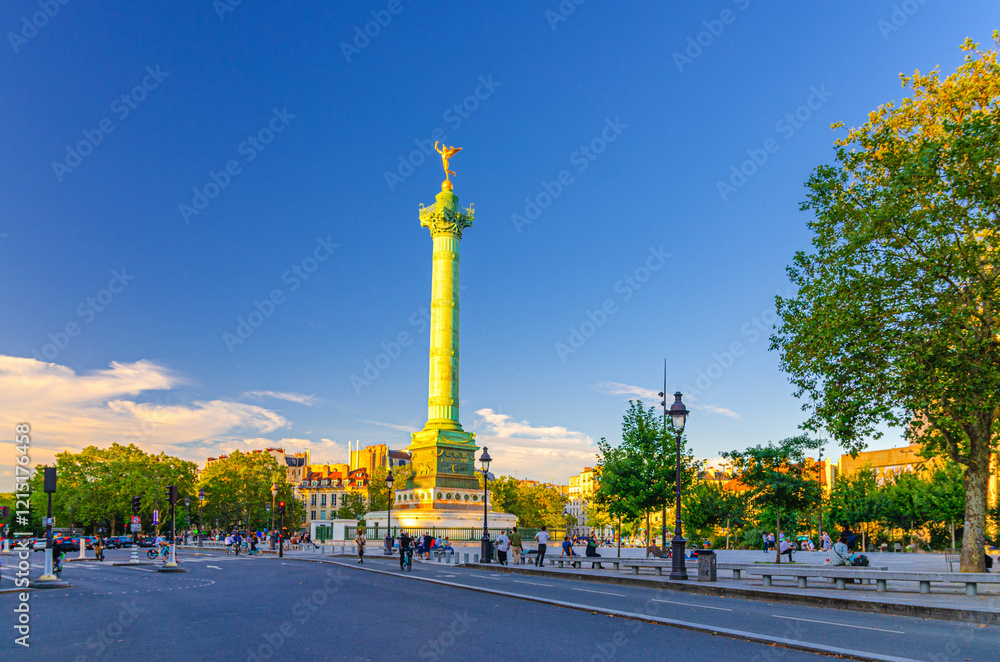 July Column Colonne de Juillet monumental victory column commemorates ...