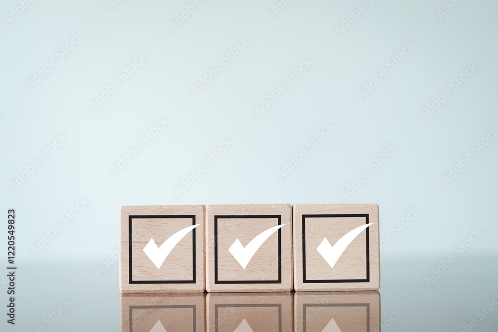 Foto de Stock Voting,Task lists, Checklist concept.,Wooden cube with a ...