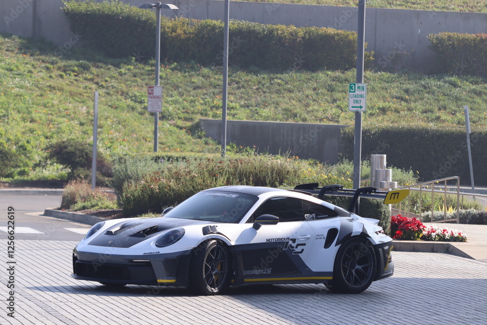 Porsche 911 GT3 RS Supercar / Track-Ready Precision & Ultimate High ...