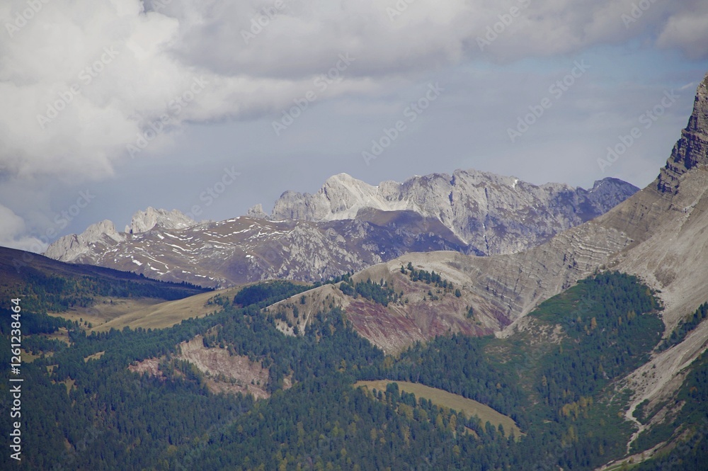 These photos capture the stunning landscapes of the Dolomite Alps in ...