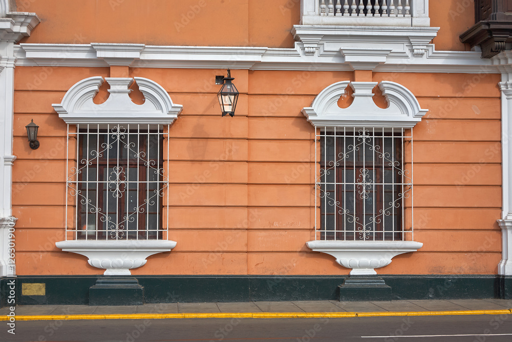 Trujillo Plaza de Armas, surrounded by vibrant colonial architecture ...