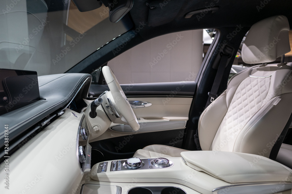 Genesis GV70 car interior, cabin, driver and passenger seating ...