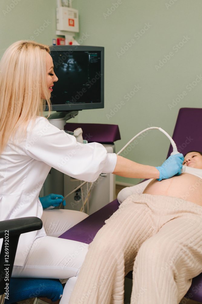 Gynecologist uses ultrasound scanner for gynecology checkup and tells ...