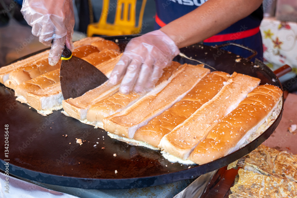 Stock-Foto „Roti John, a popular street food in Malaysia and Singapore ...
