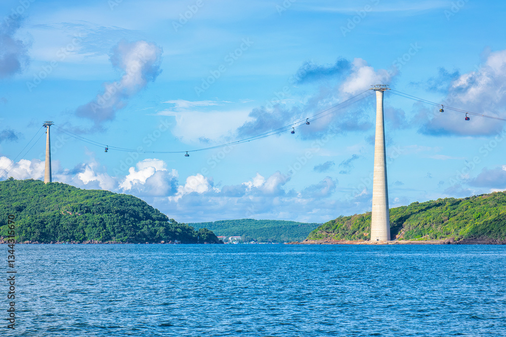 Hon Thom cable car system is 7,899m long, with the highest pillar 174m ...