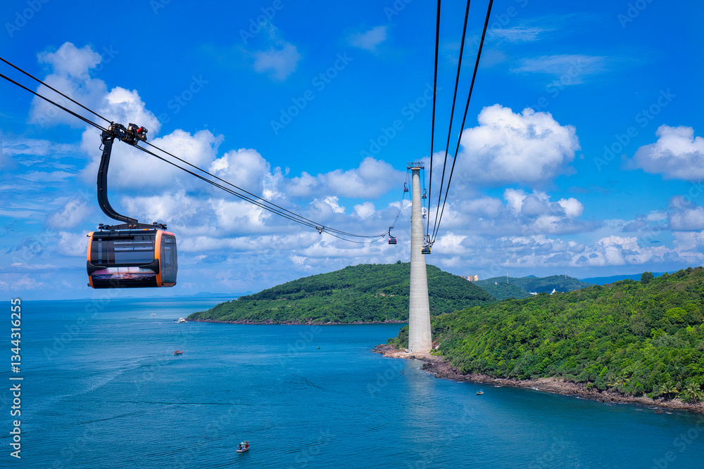 Stock-Foto „Hon Thom cable car system is 7,899m long, with the highest ...