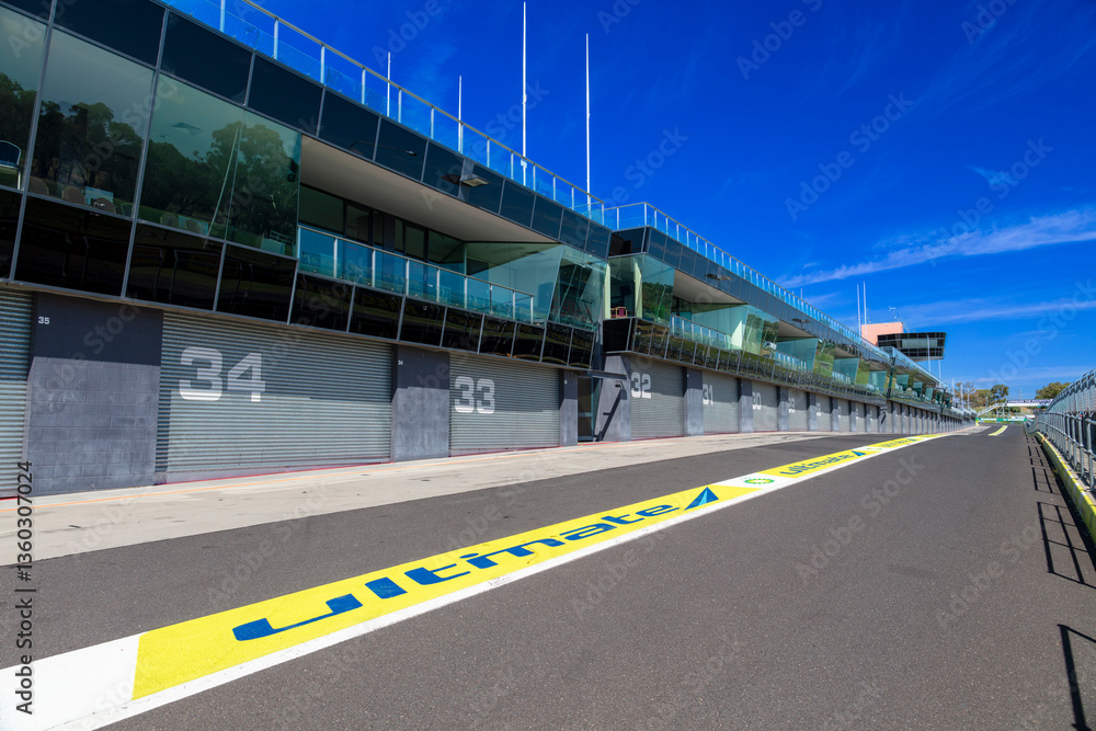 BATHURST, NEW SOUTH WALES, AUSTRALIA - February 22, 2025: Looking down ...