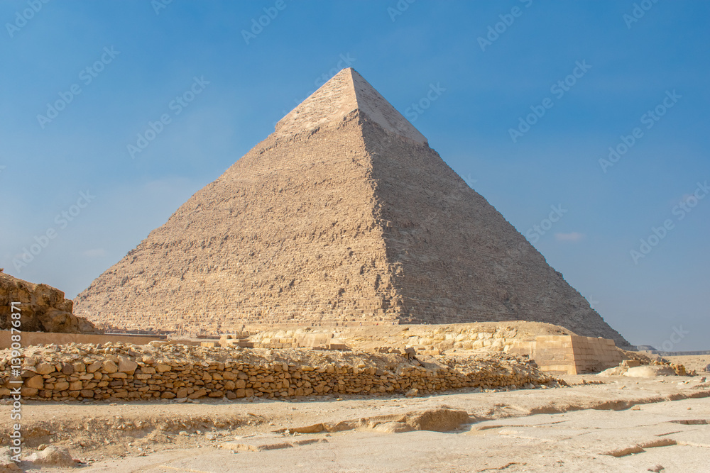 Great Sphinx and Great Pyramid of Cheops, Cairo, Egypt. Ancient statue ...