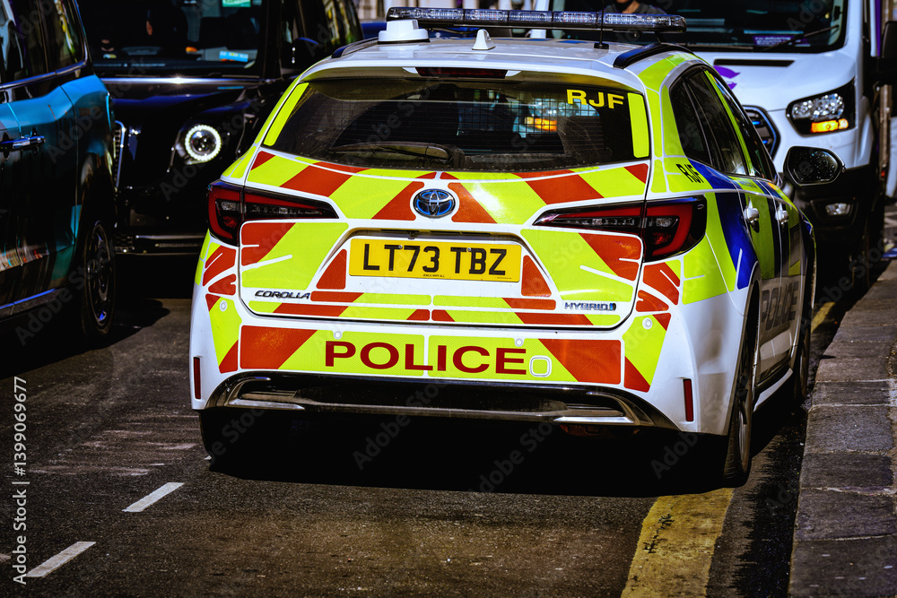 Toyota Corolla Metropolitan Patrol Car, The Met Police Vehicle ...