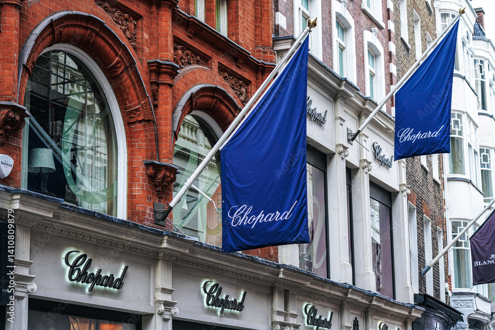 Chopard Swiss Luxury Jewellery Storefront Signage, Flagship Store Sign ...