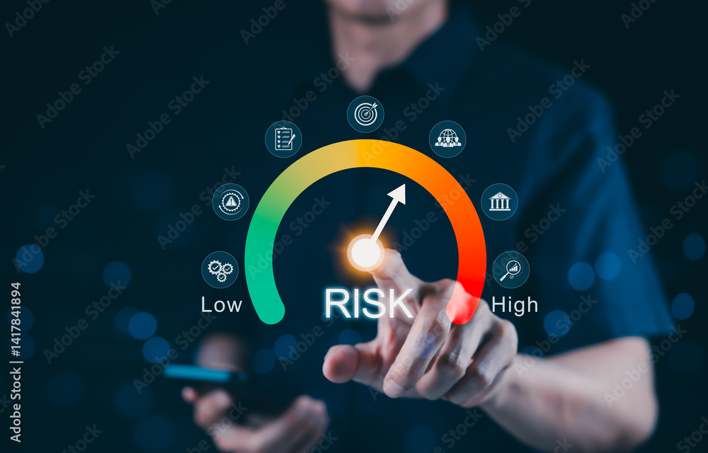 Risk assessment and management performance indicator gauge. Risk level ...